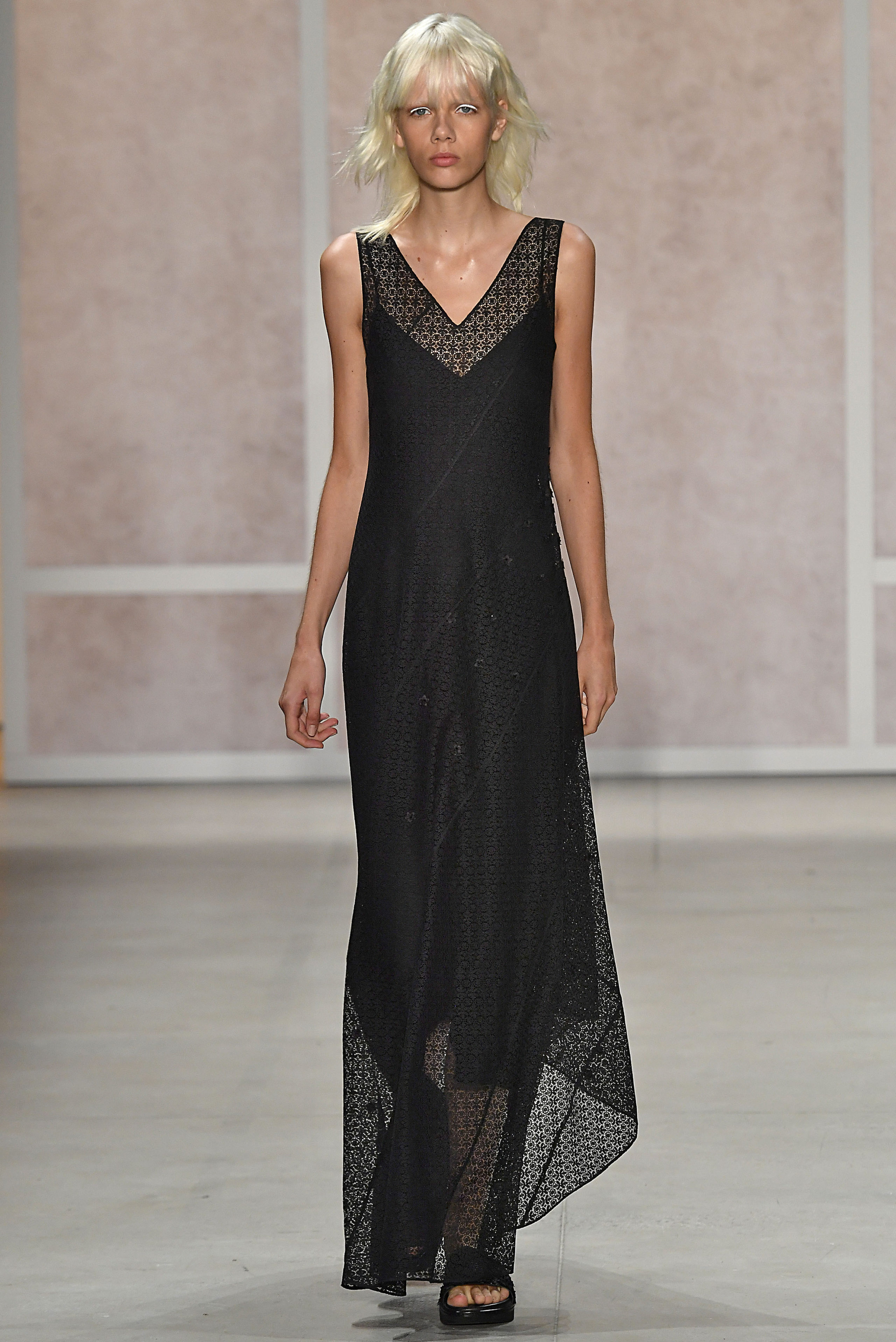 NOON BY NOOR NYFW SS17 – fashiontv.com